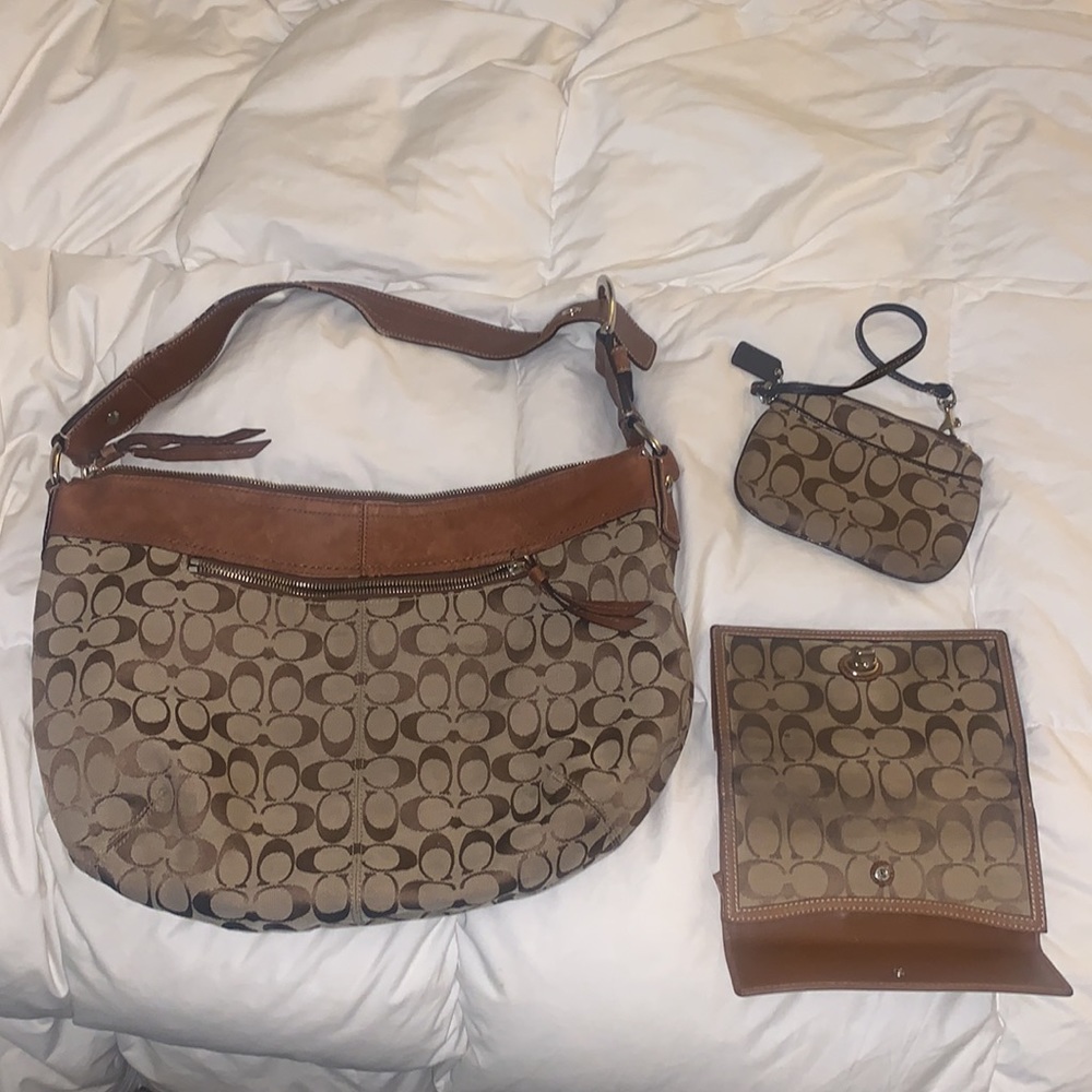 Coach Purse With Matching Wallet And Coin Purse - Gem